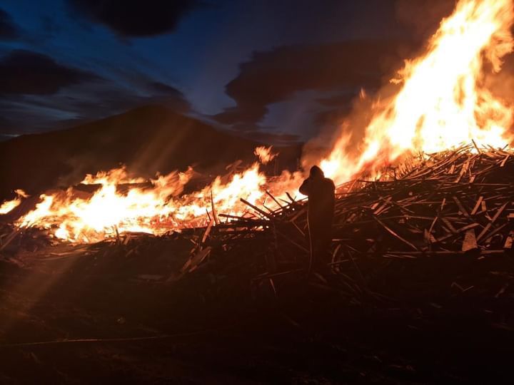 Incendio afectó aserradero en el sector Los Castores en Timaukel ...